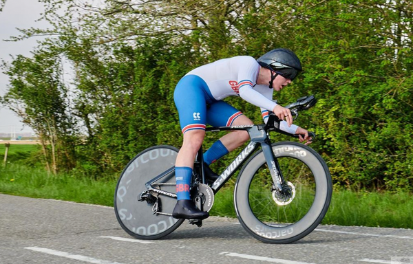 Parcours athlete Izzy Sharp takes on the Junior Time Trial at the Worl